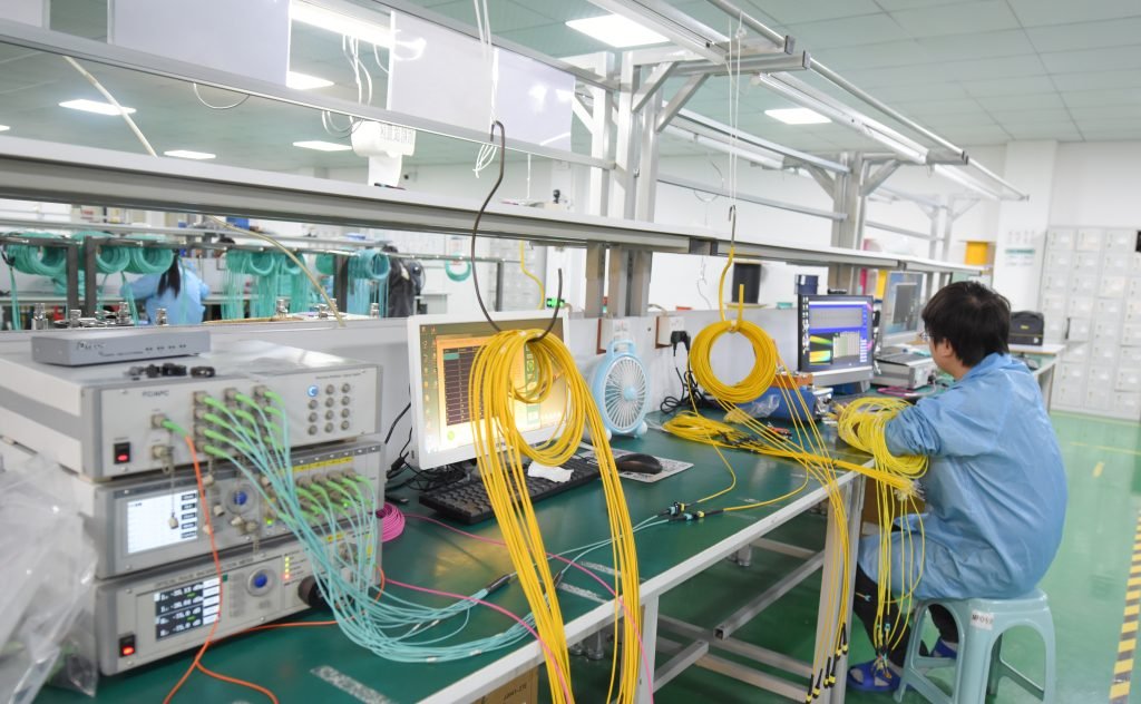 Customized Fiber Optic Solutions for Your Needs | Rayoptic